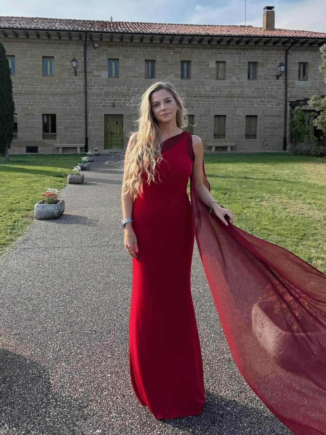 Helena Long Red Dress – Miphai